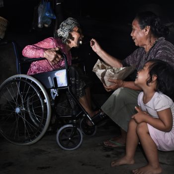 075_Sayang Ibu – Insta Photo Award – Photo Contest